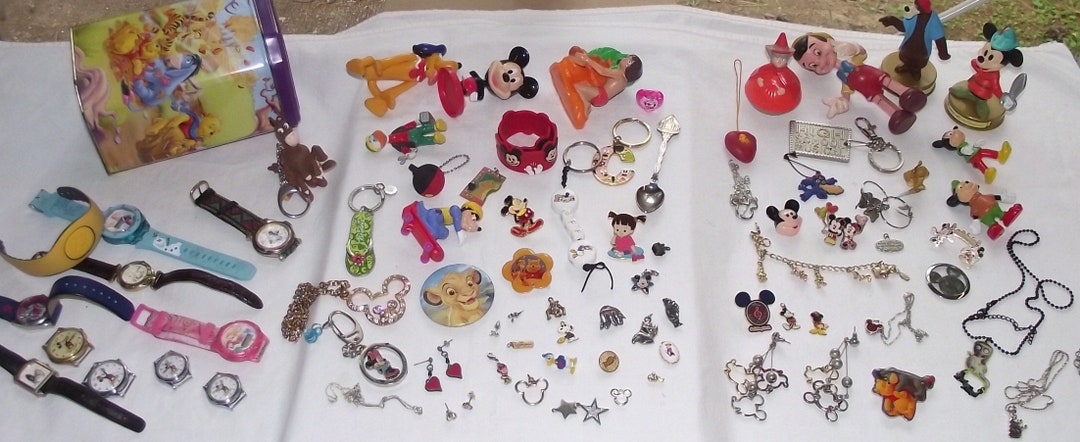 79 Pc. Vintage Disney Jewelry & Nic Nacs Lot. Collectibles. Watches ...