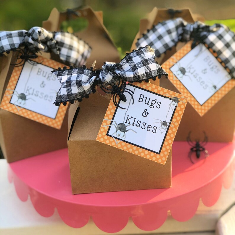 Halloween Printable Tags Instant Download Bugs and Kisses | Etsy