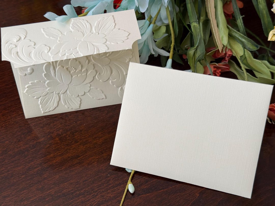 Set of 25 Mailable Envelopes Featuring 3D Deeply Embossed Botanical ...