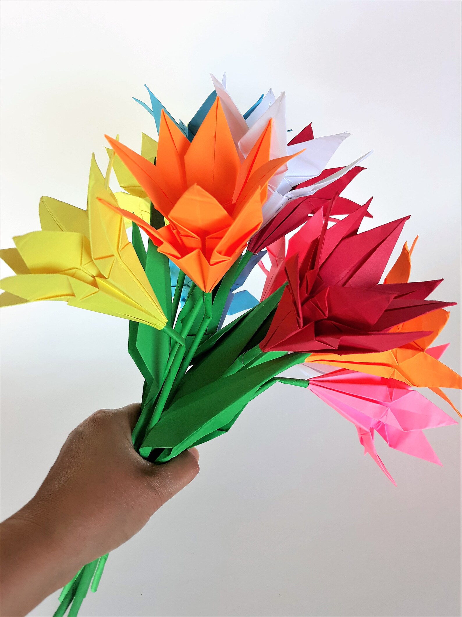 Origami Lily Bouquet Origami paper Flowers Origami home | Etsy