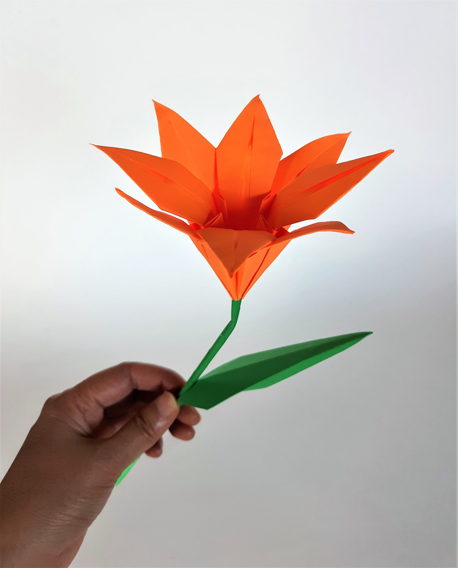 Origami Lily Bouquet Origami paper Flowers Origami home | Etsy