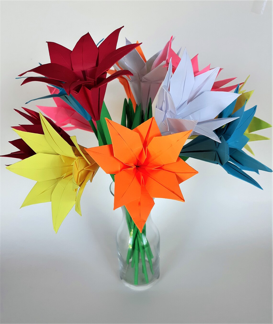 Origami Lily Bouquet Origami paper Flowers Origami home | Etsy