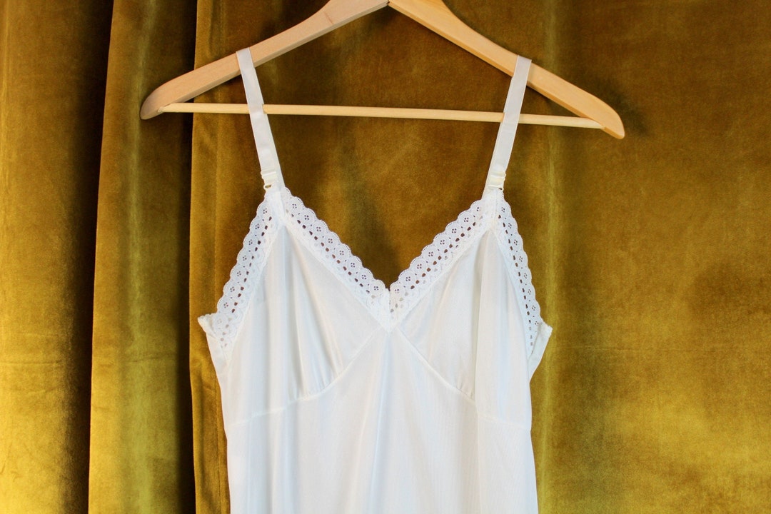 White Full Slip With Lace Trim, Vintage - Etsy