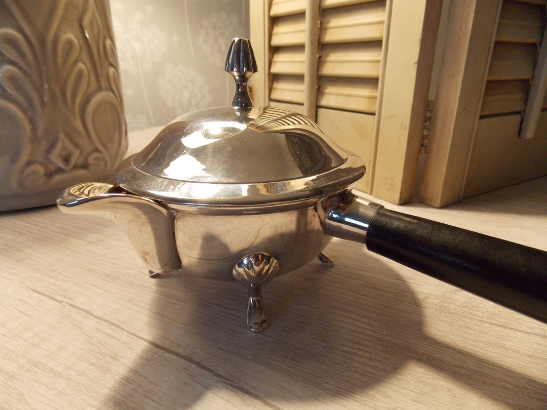 SILVER GRAVY / SAUCE Server With Hinged Lid & Long Serving Handle ...