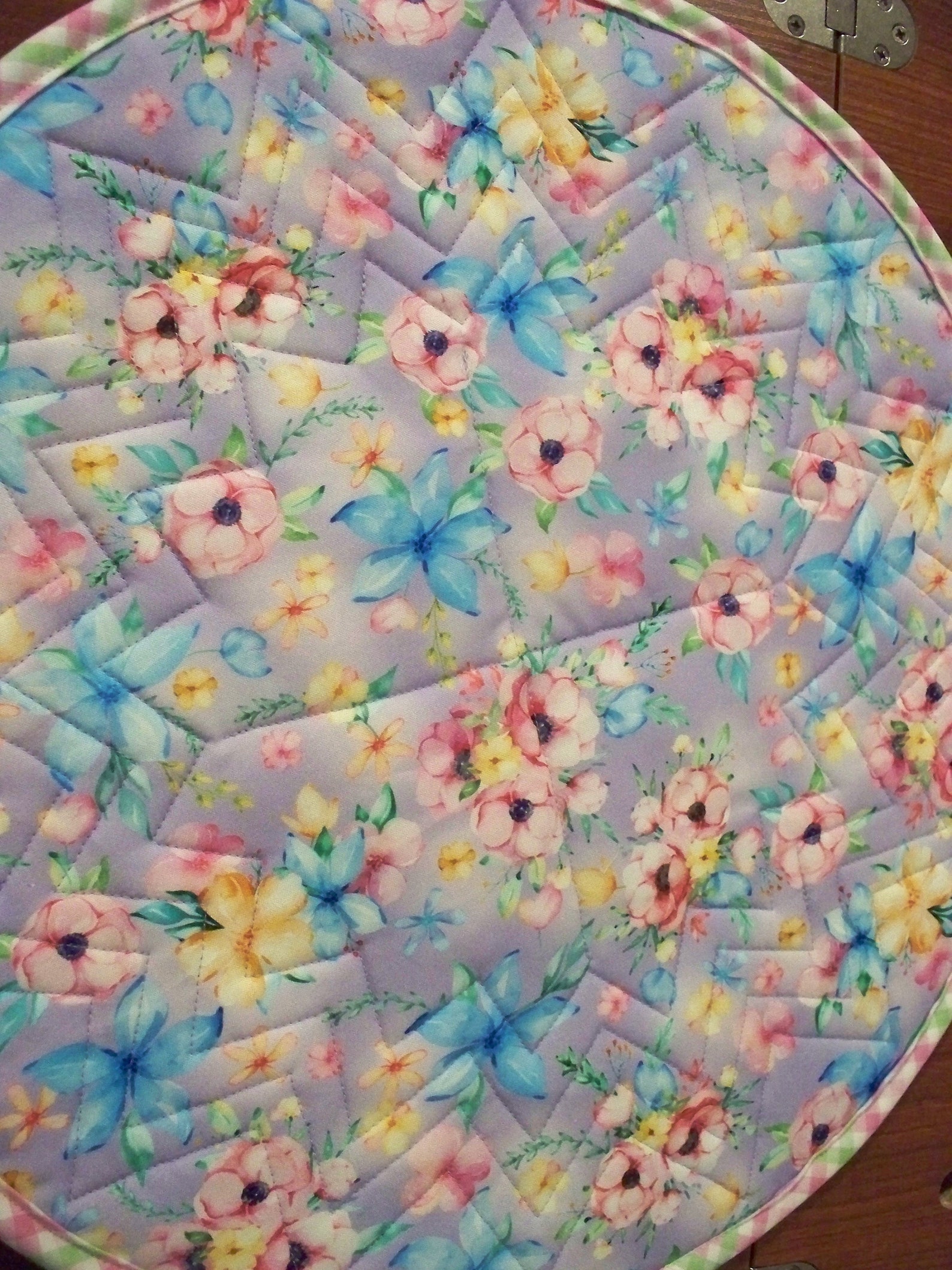 Easter Kaleidoscope Table Topper - Etsy