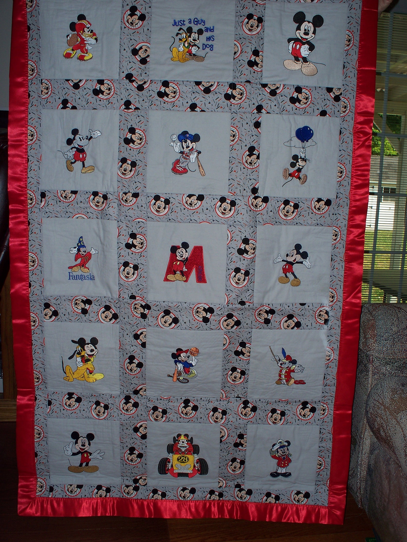 MICKEY MOUSE QUILT - Etsy