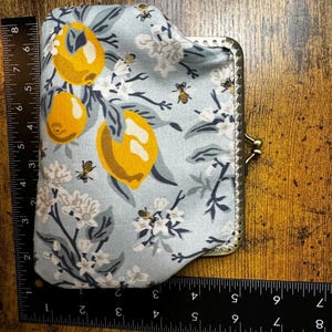 Large Lemons and Bees Coin Purse - Etsy