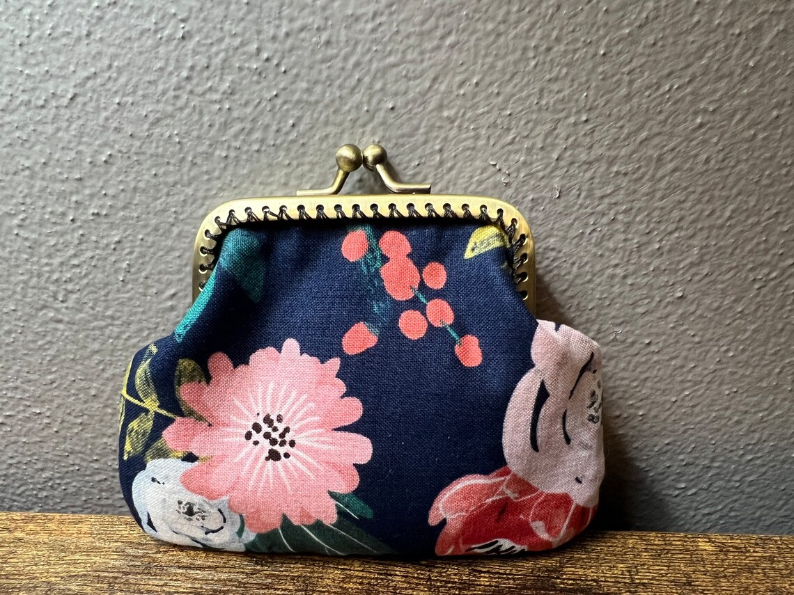 Flowers Coin Purse - Etsy