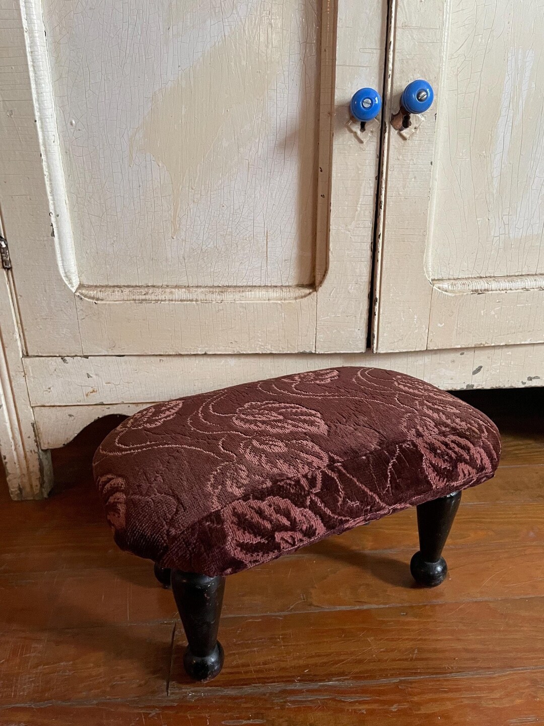 Footstool Velvet Upholstery - Garnet Floral Damask Design Velvet ...
