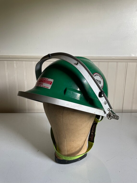 green safety helmet - Gem