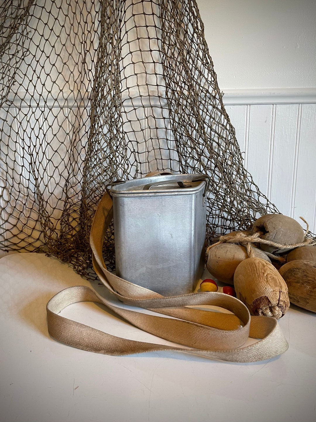 Minnow Bucket Fishing Rigging - Triangle Shaped Fly Fishing Fisherman ...