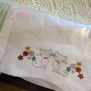 Cat Pillowcase Kit - Tobin Retro Cats Pillowcase Embroidery - Tobin ...