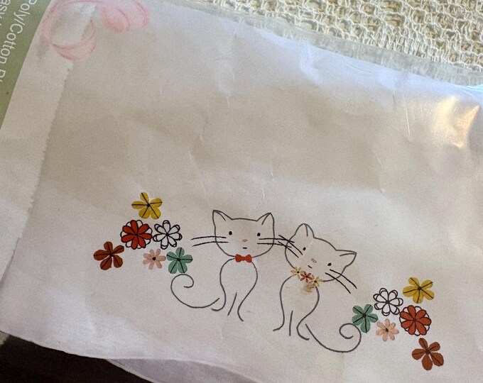 Cat Pillowcase Kit - Tobin Retro Cats Pillowcase Embroidery - Tobin ...