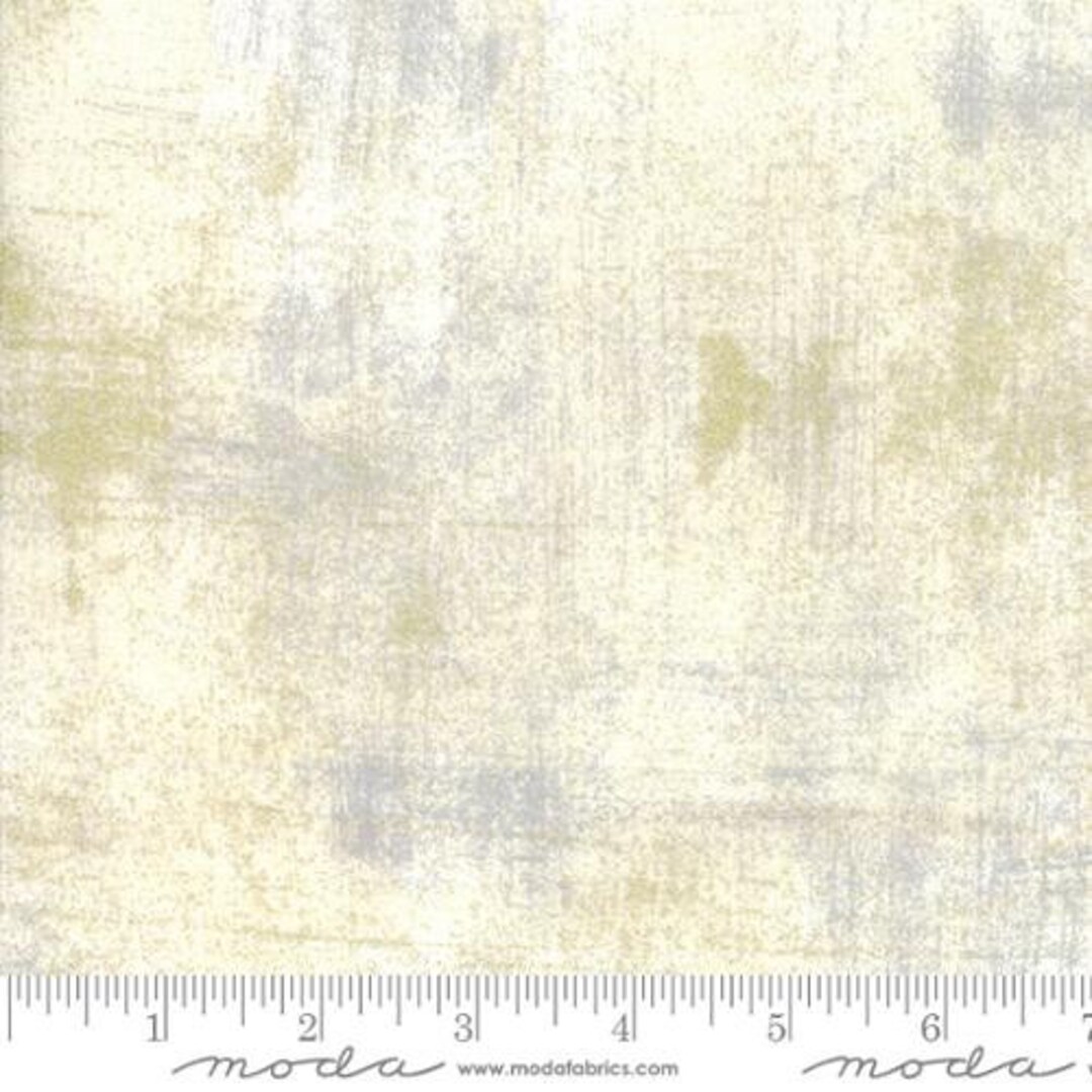 Moda Grunge in Creme With Gold Metallic 30150 270M, off White Fabric by ...
