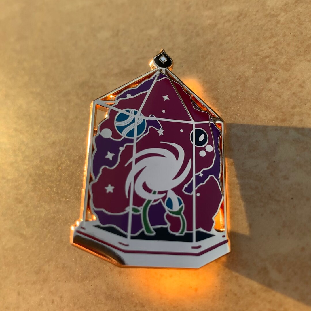 Blooming Galaxy Terrarium Pin - Etsy España