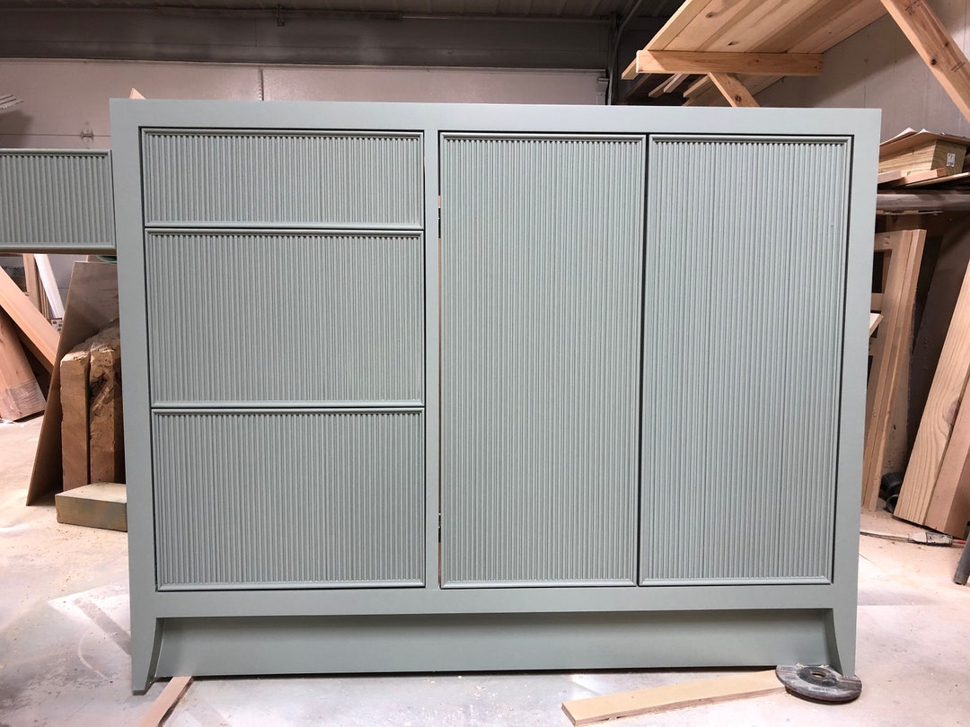 Maple Reeded Vanity Built to Order - Etsy