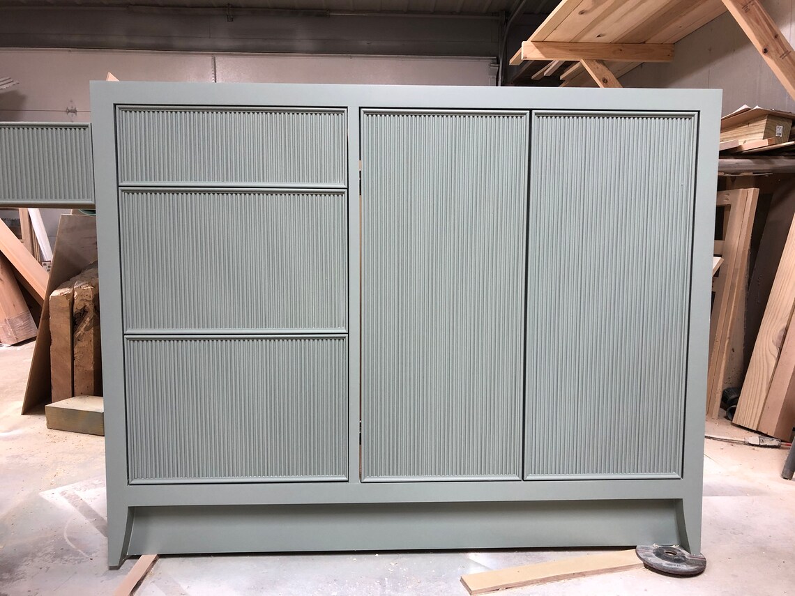 Maple Reeded Vanity Built to Order - Etsy