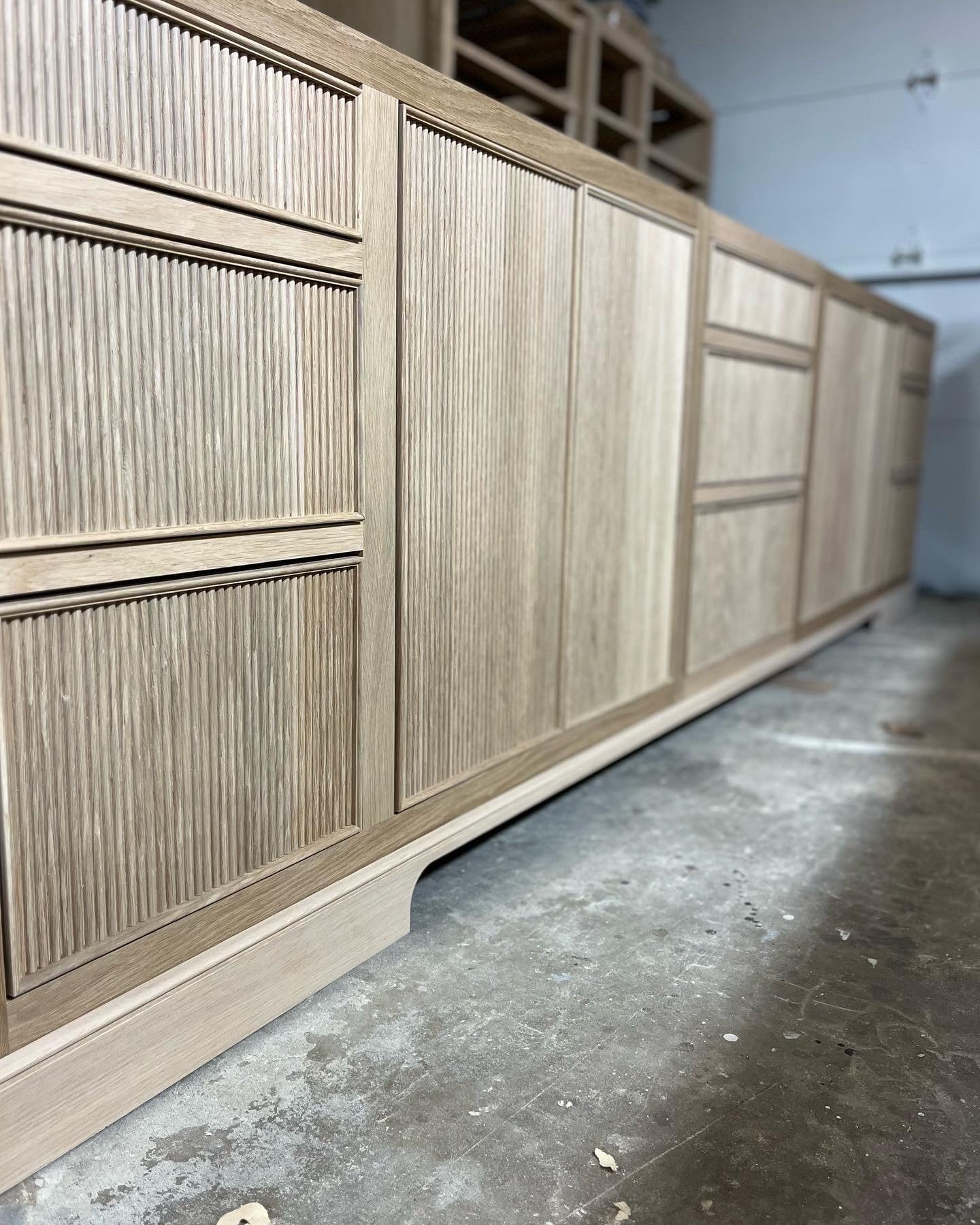 Large Reeded White Oak Vanity - Etsy