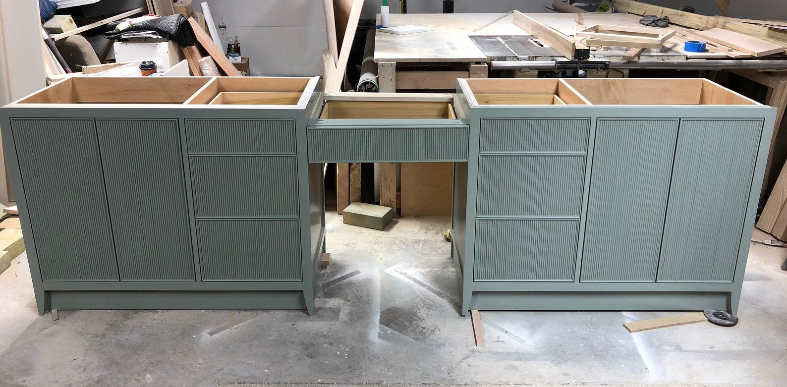 Maple Reeded Vanity Built to Order - Etsy