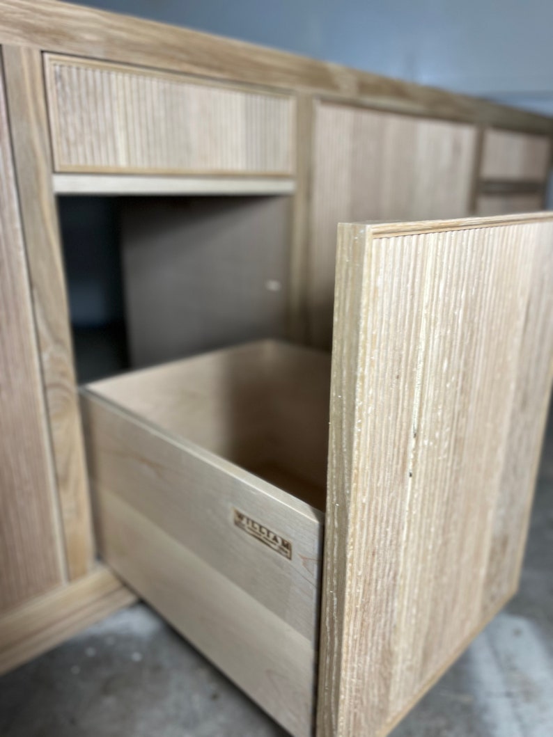 Large Reeded White Oak Vanity - Etsy