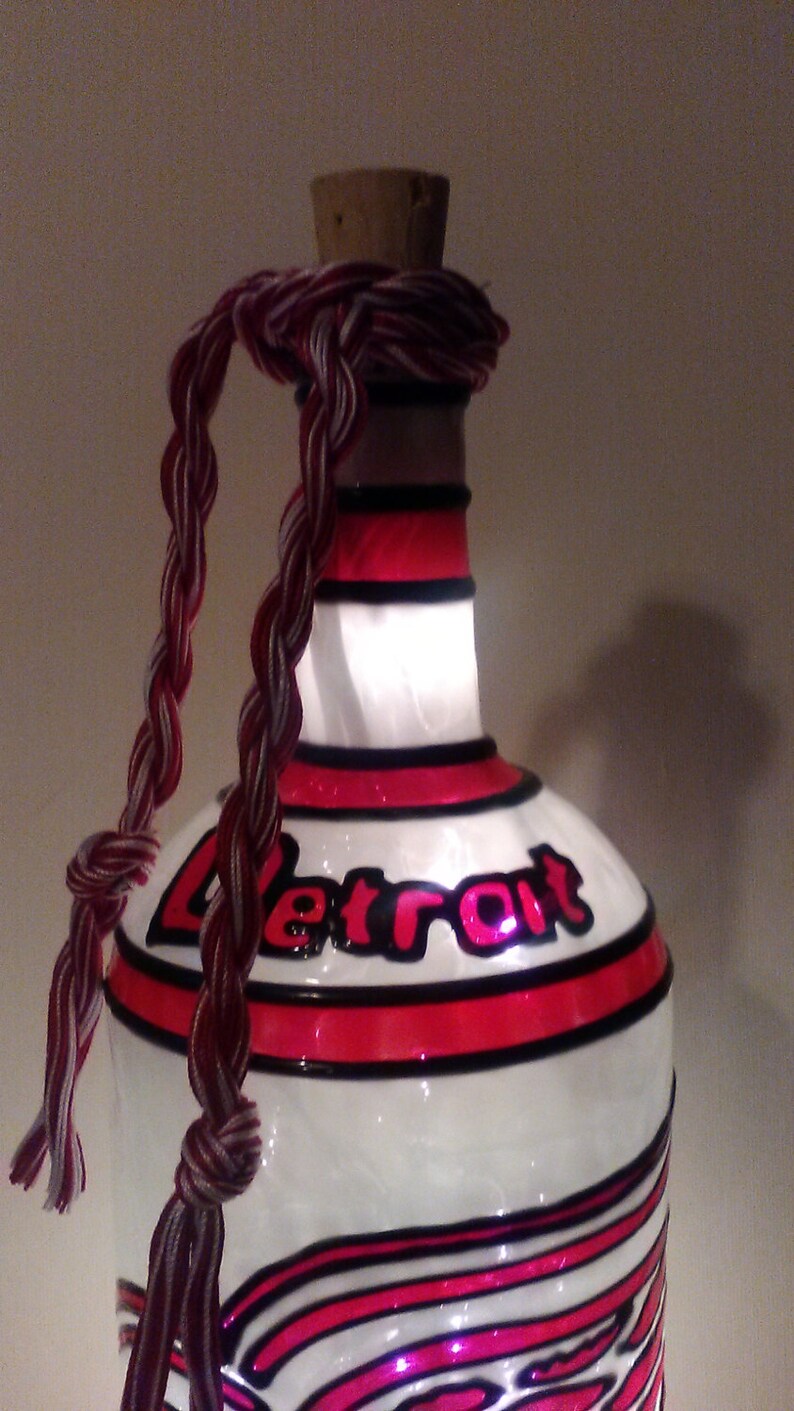 Detroit Red Wings Inspired Bottle Lamp Hand Painted Stained - Etsy