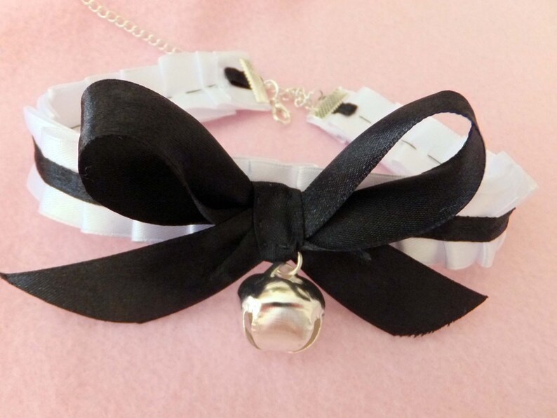 Cosplay Frilly White Black Ruffled Japanese Anime Maid Choker - Etsy