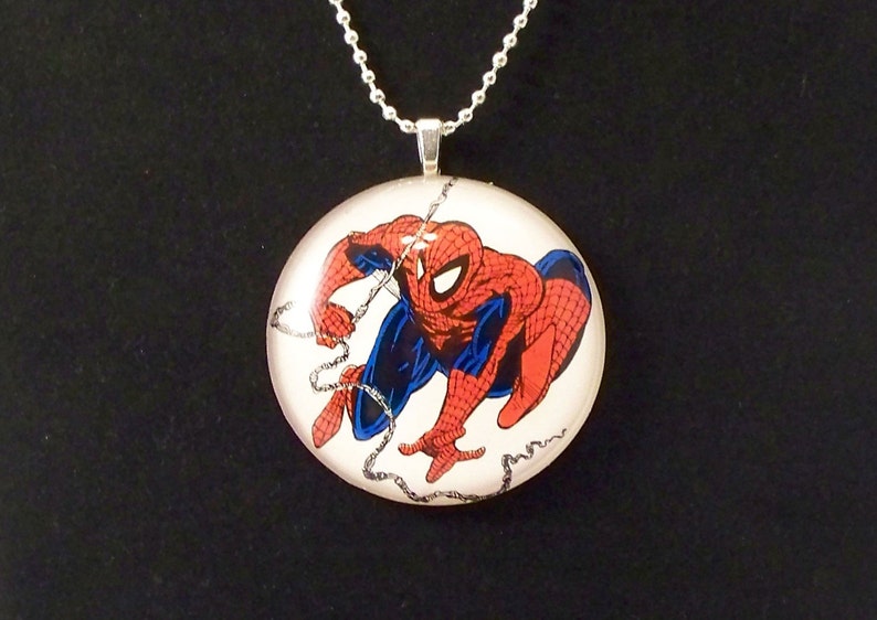 Swinging Spiderman Glass Pendant Necklace - Etsy