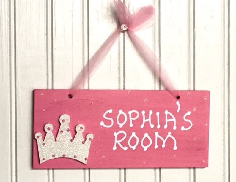 Girl's Room Sign. Personalized Princess Crown Name Sign. - Etsy