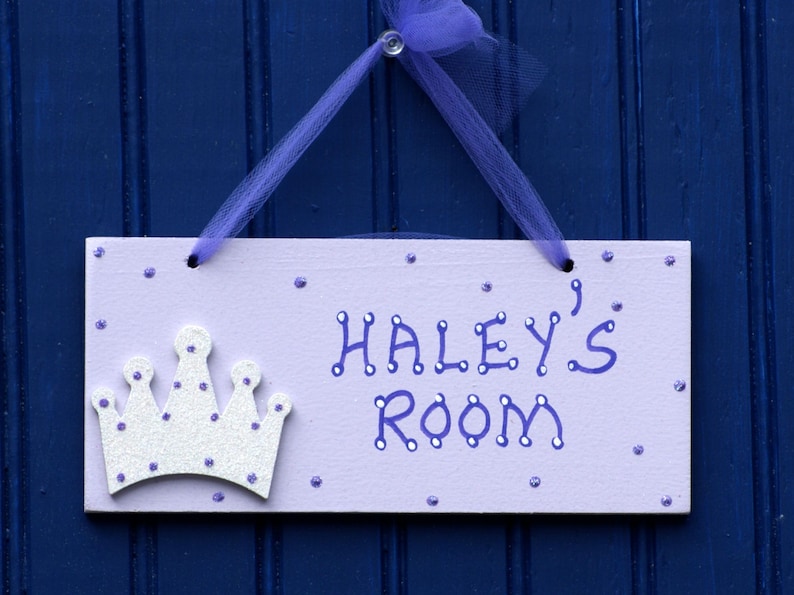 CROWN Room Sign Hand Personalized White Glittered Crown. - Etsy