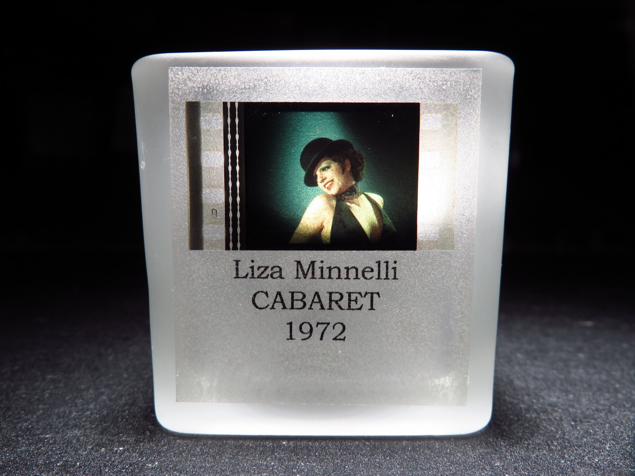 Liza Minnelli Cabaret Wallpaper