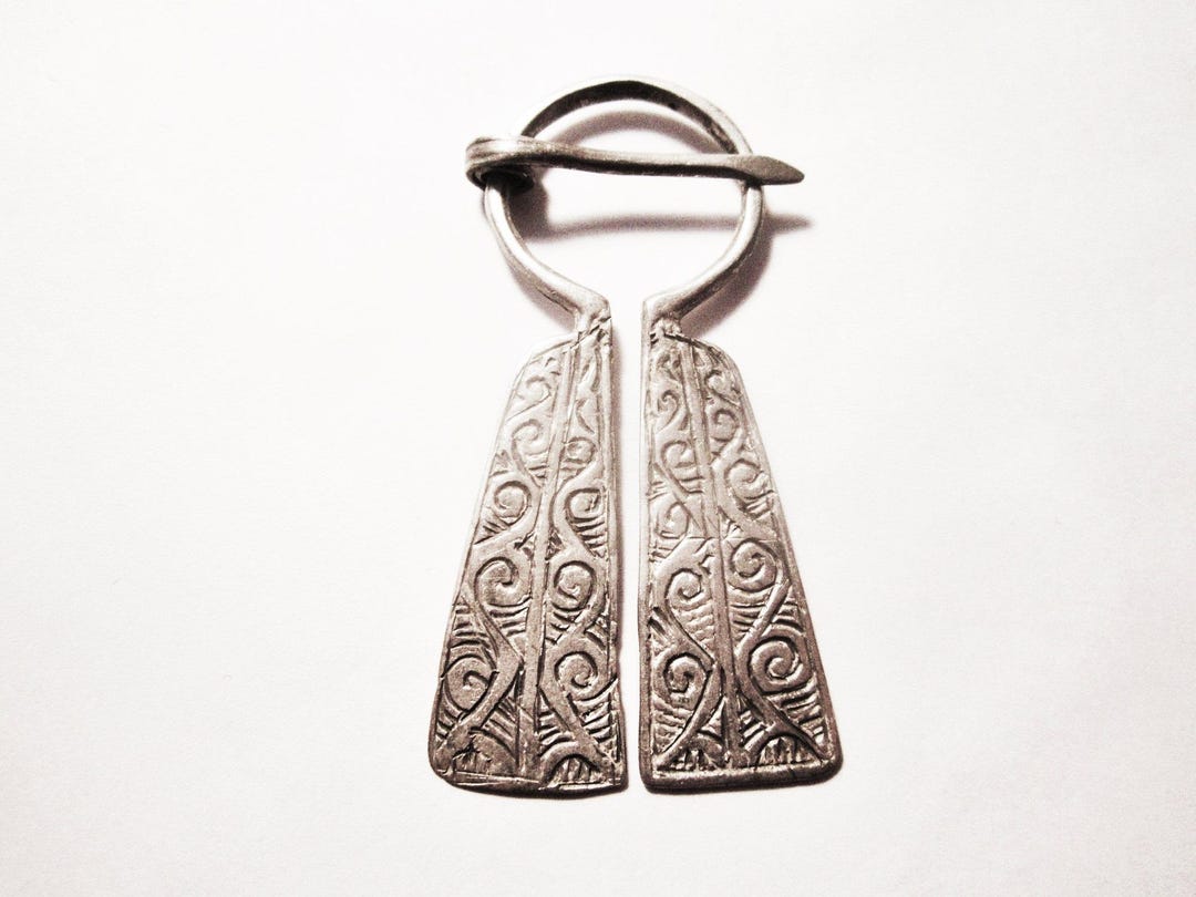 VIKING Silver Engraved Penannular Goose Foot Fibula From Lake Ladoga ...