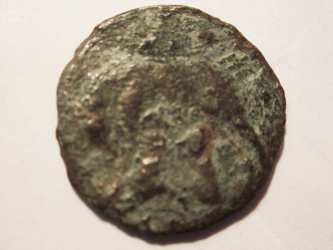 She-wolf Suckling Romulus and Remus Commemorative Issue Roman Coin 330 ...