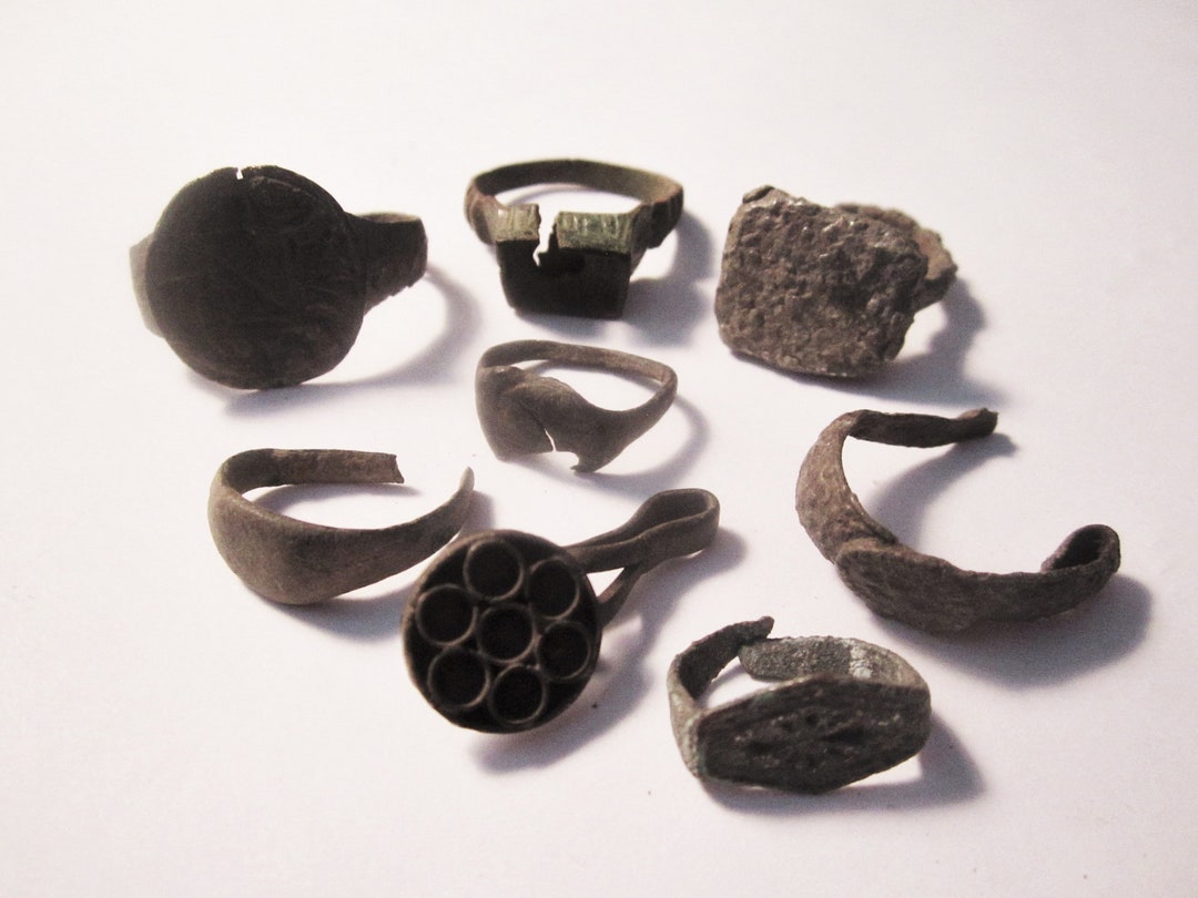 Medieval Bronze Relic Rings – Northern/eastern Europe, Set of 8 - Etsy