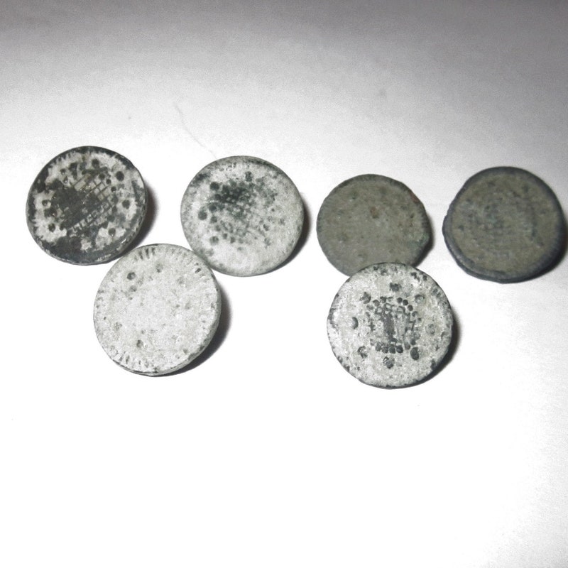 Colonial Buttons - Etsy