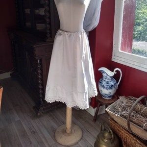 Antique White Cotton Eyelet Lace Skirt Size Small, Broderie Antique White Cotton Eyelet Lace Skirt Size Small, Broderie