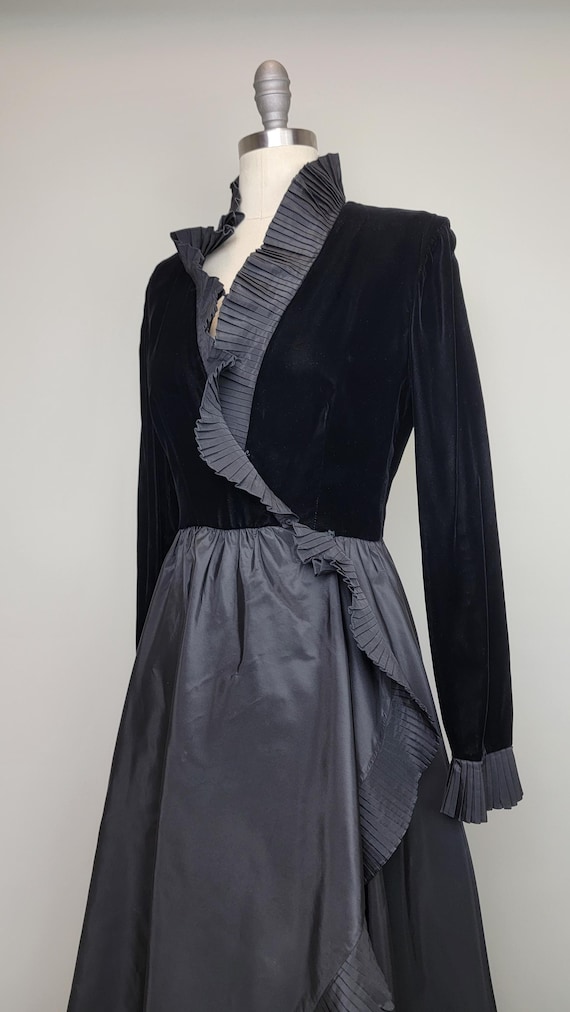 1970s Albert Capraro Gown / Couture Gown / Black Velv… - Gem