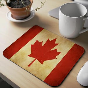 Mouse Pad Canadian Flag Grunge Mousepad Weathered Flag of Canada Maple ...