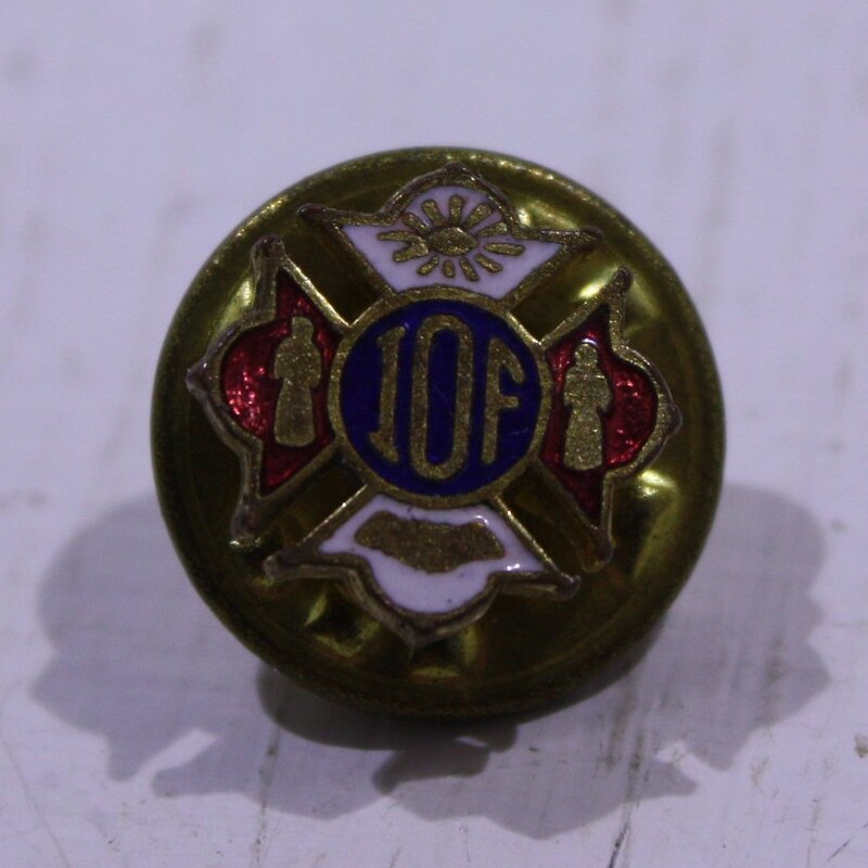 Vintage Lapel Pin - Etsy