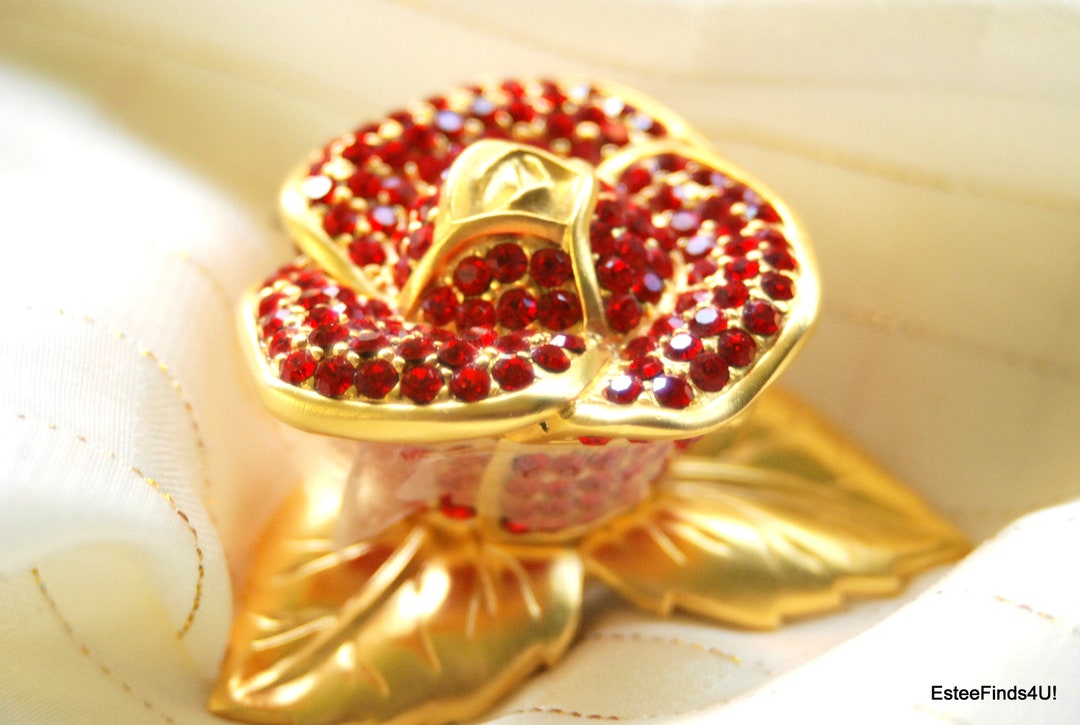 Estee Lauder Red Rose Perfume Compact - Vintage Collectible - Etsy
