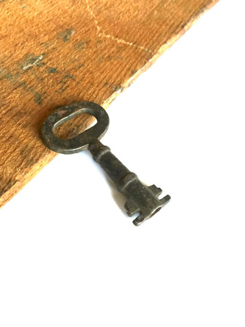 Antique Barrel Key Hollow Shank 2 Sided Bit Steampunk Rusty | Etsy