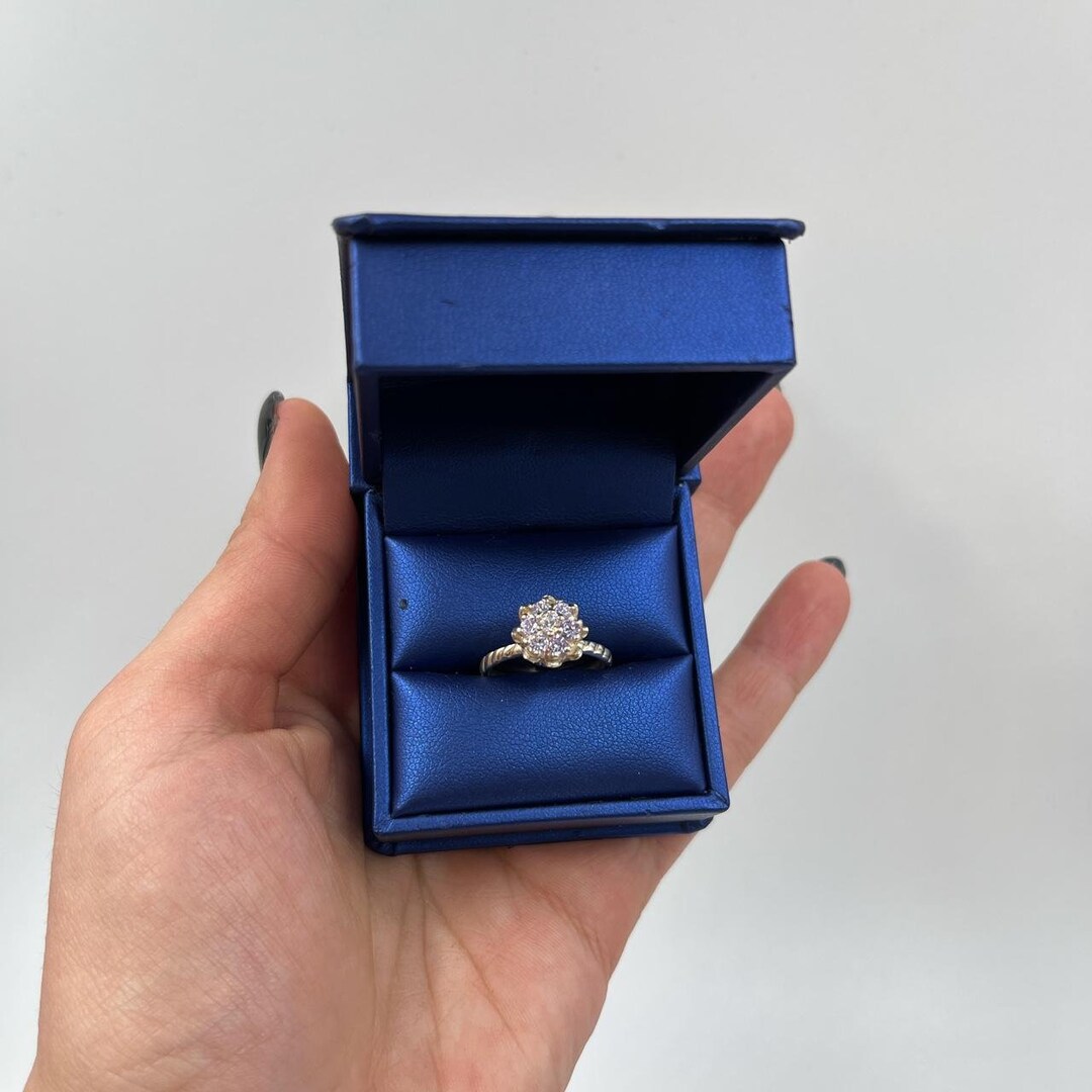 Estate Old Pawn Flower 3D Purple Haze Amethyst With 7 Zircon on a ...