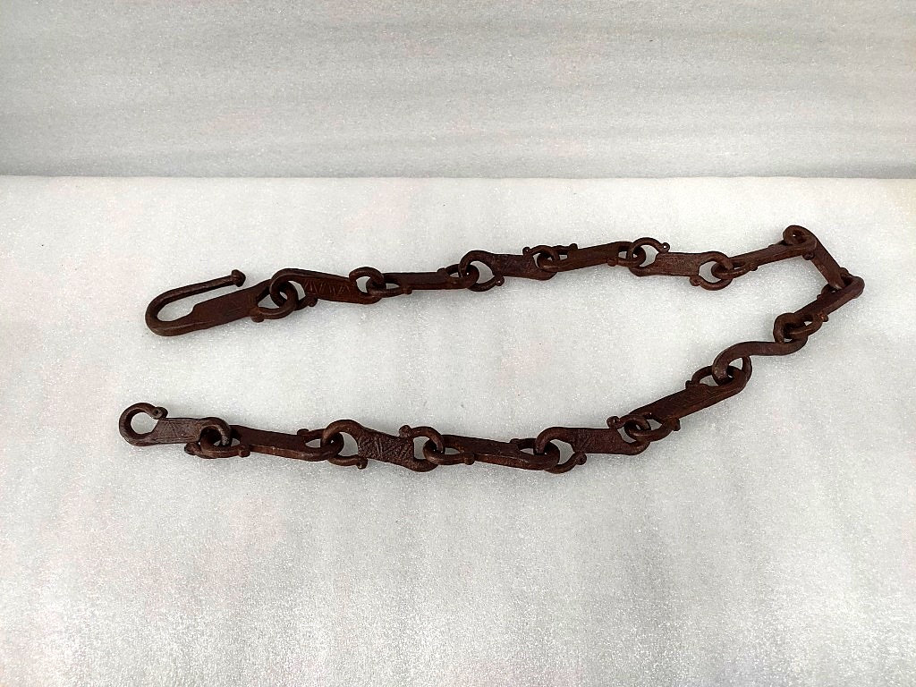 Antique Hand Forged Solid Chain Old Indian Unique Design Heavy Iron ...