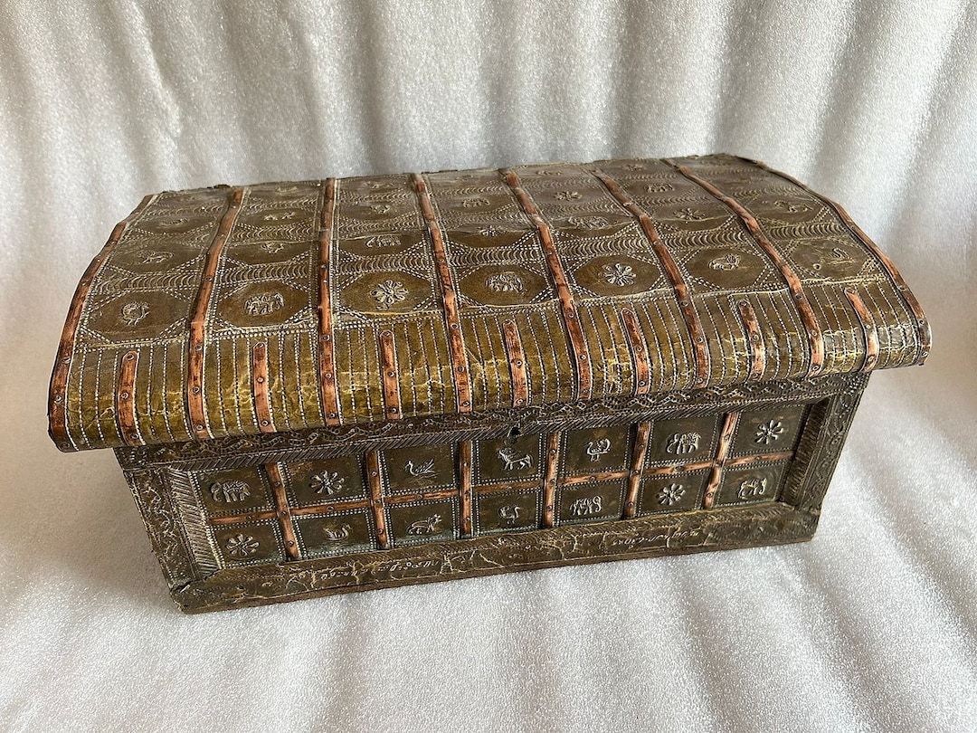 Antique Indian Wooden Big Jewellery Box Old Wooden Brass Fine Strip ...