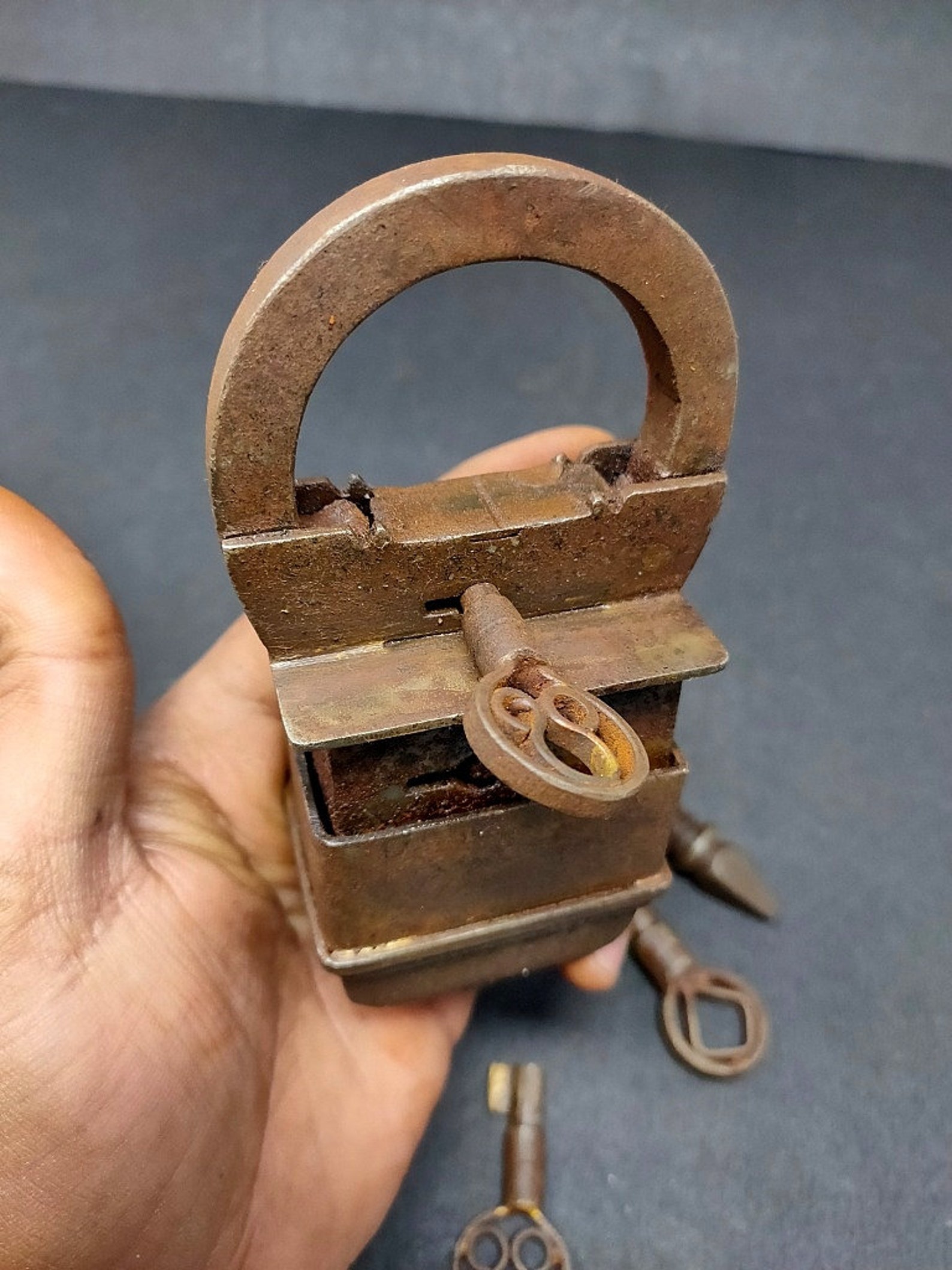 Antique Look Iron 5 Key Tricky Lock Hidden Key Hole Puzzle Padlock Hand ...