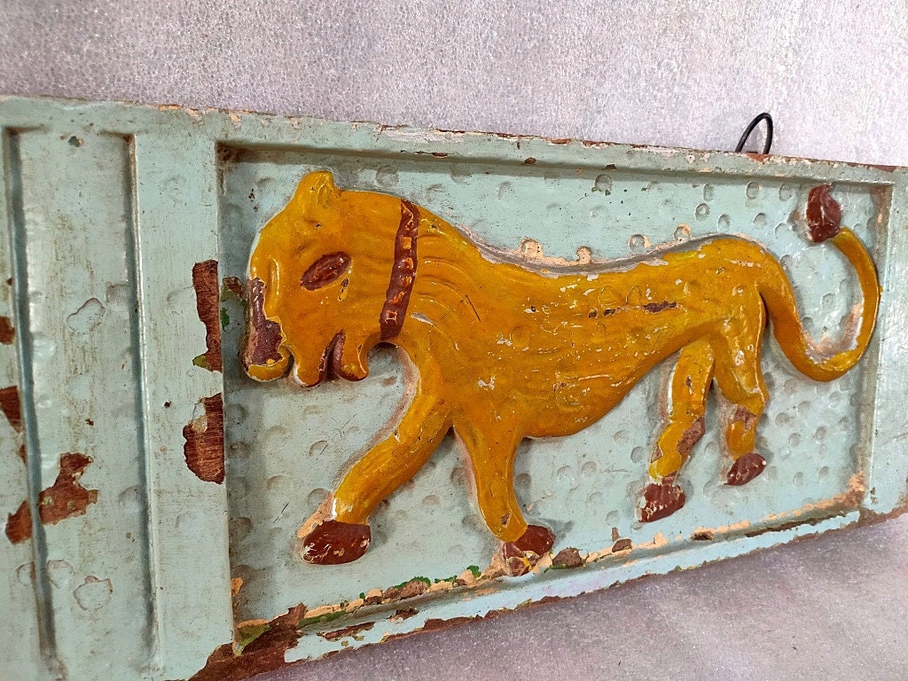 Antique Wooden Lion Carved Wall Panel Door Panel Lion Figure Carved ...