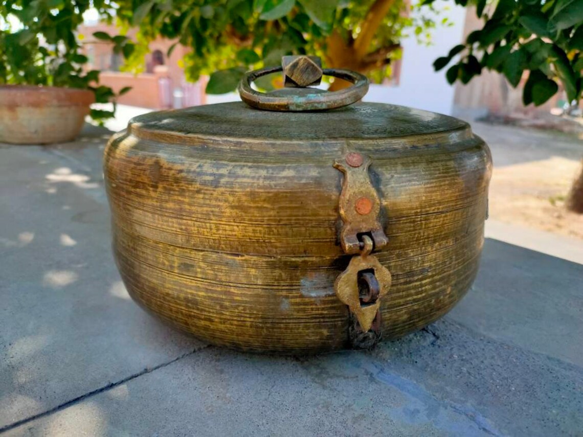 Vintage Brass Chapati Box/ Brass Tiffin Box/ Brass Lunch Box/ - Etsy