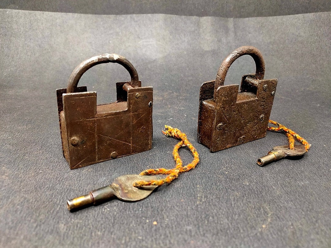 Antique Iron Tricky Padlock Old Hand Crafted Screw System Lock Hand ...