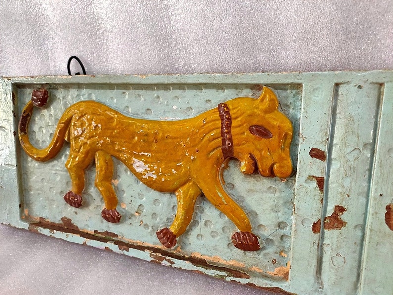 Antique Wooden Lion Carved Wall Panel Door Panel Lion Figure Carved ...