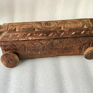 Vintage Wooden Fine Hand Carved Kumkum Powder Box Old Wooden 3 ...