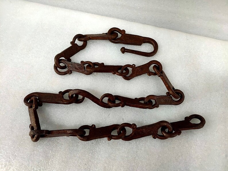 Antique Hand Forged Solid Chain Old Indian Unique Design Heavy Iron ...